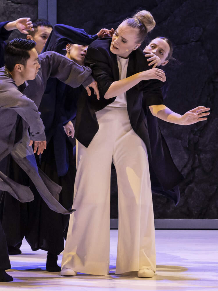 12 songs & Sharon Eyal - GöteborgsOperan